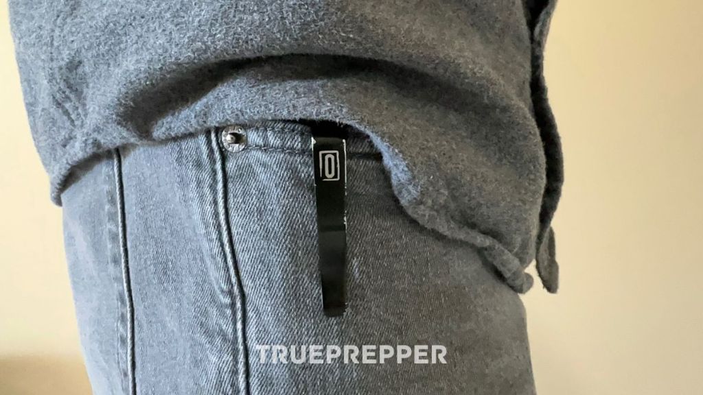 Hide a Knife - 8 Best Places to Conceal on Your Body | TruePrepper