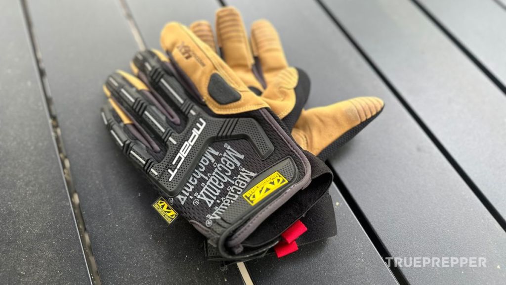 Best Survival Gloves | Reviews & Buying Guide | TruePrepper