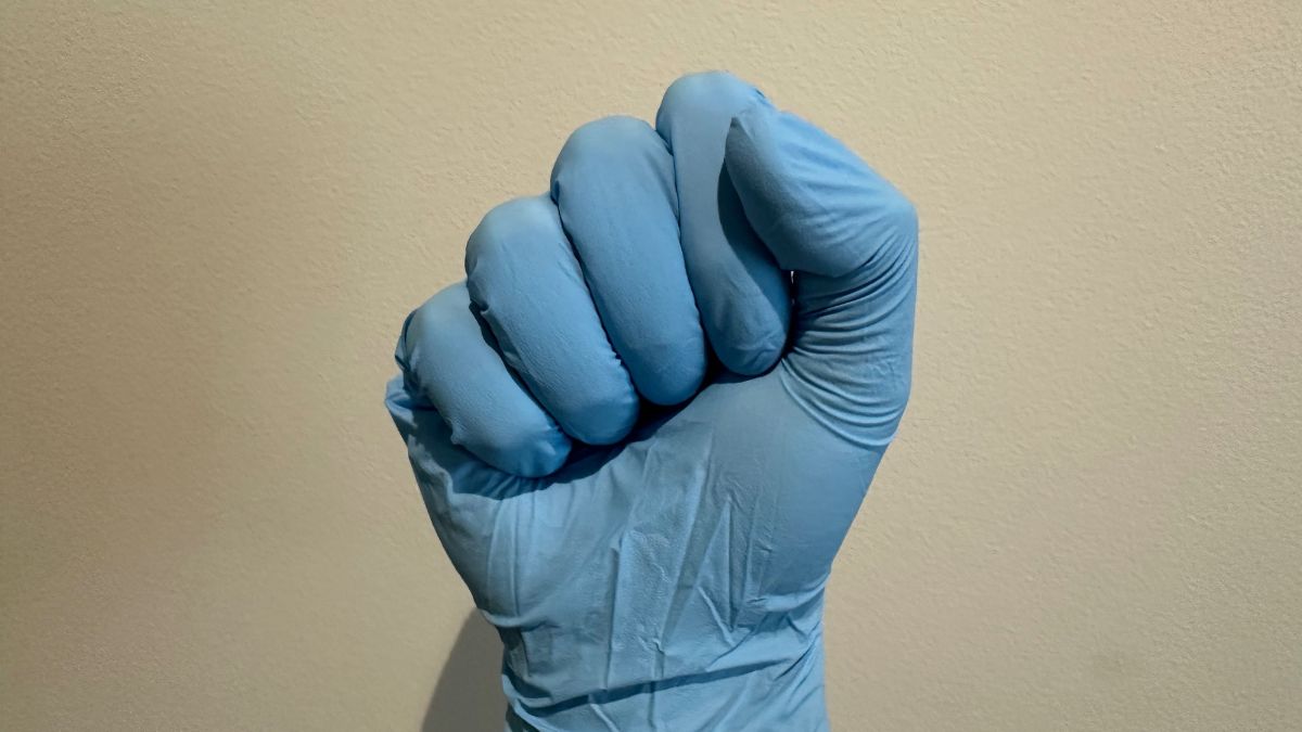Best Nitrile Gloves for Prepping | TruePrepper