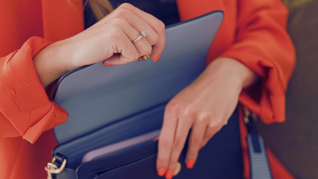 8 Tools Women Carry That Every Prepper Should Have | TruePrepper