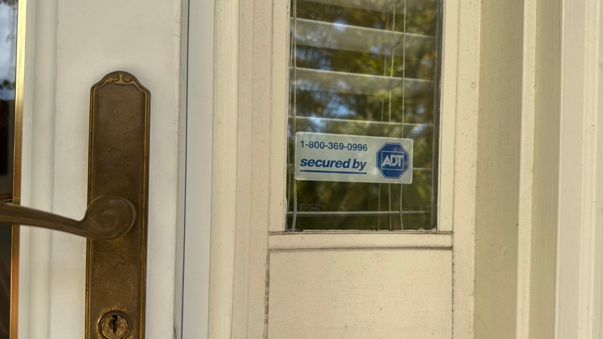 Best Security Signs for Home Intruder Deterrence | TruePrepper