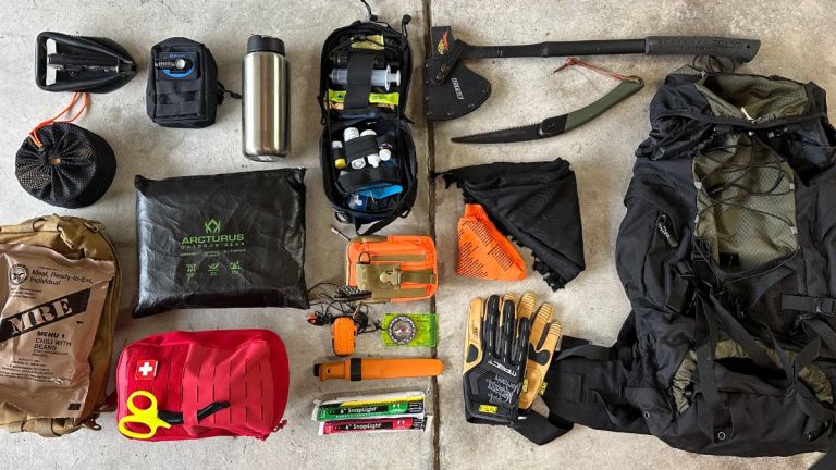 Bug Out Vehicle List | 27 Essentials | TruePrepper