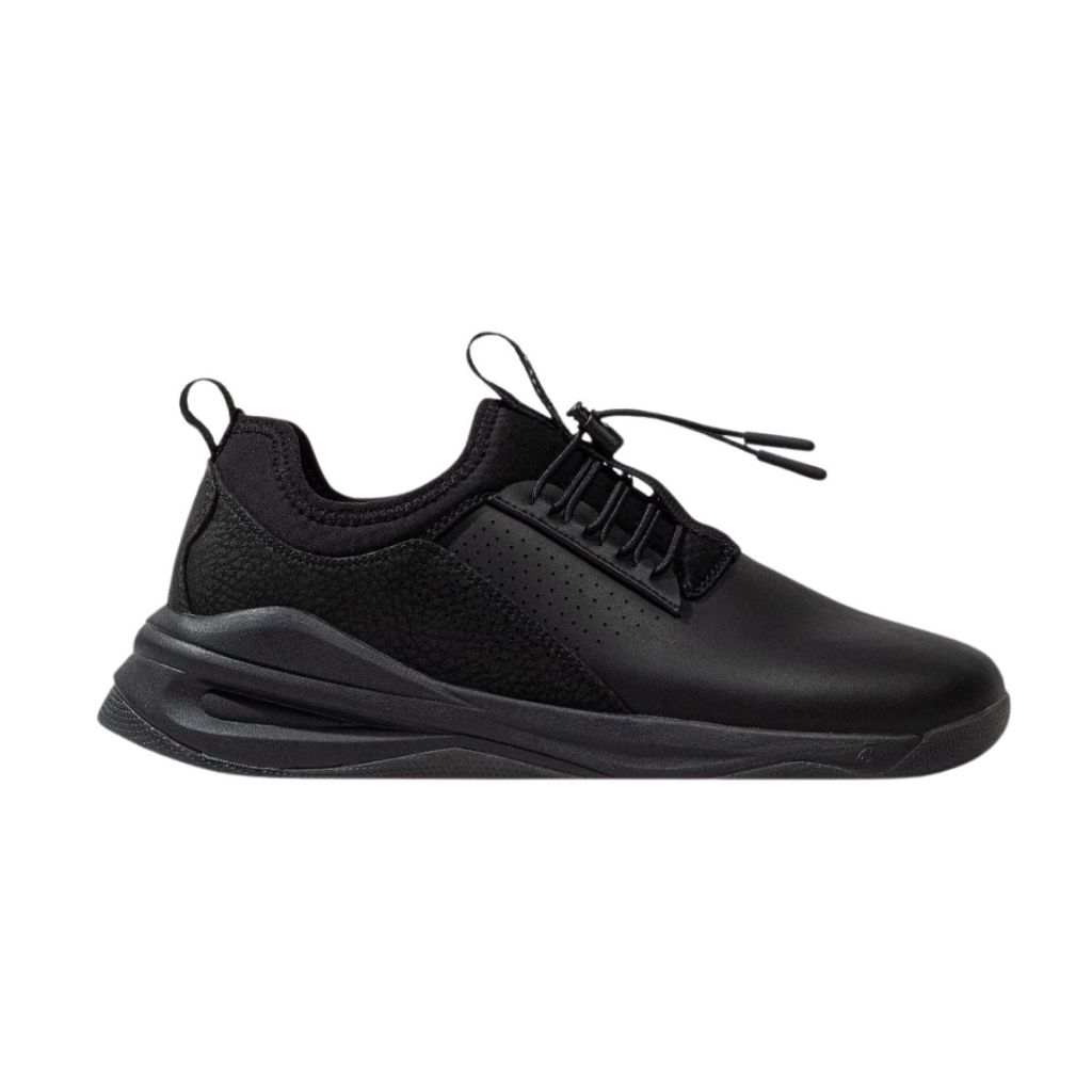 Best Quiet Shoes for Silent Sneaking | TruePrepper