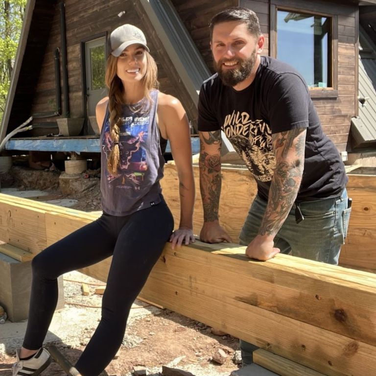 The 10 Best Off-Grid Homesteading YouTube Channels | TruePrepper