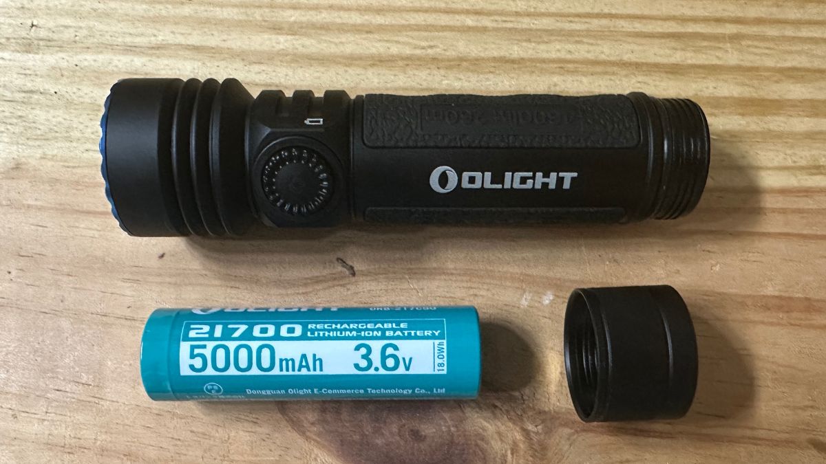 Best Survival Flashlight for Emergencies | TruePrepper
