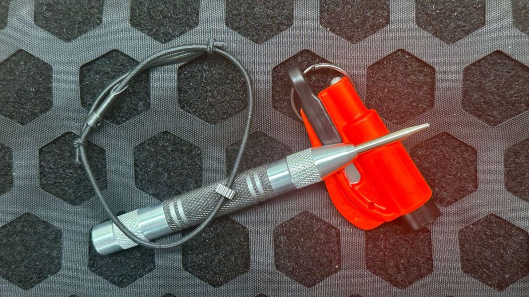 Best Window Breaker for Vehicle Glass and Survival | TruePrepper