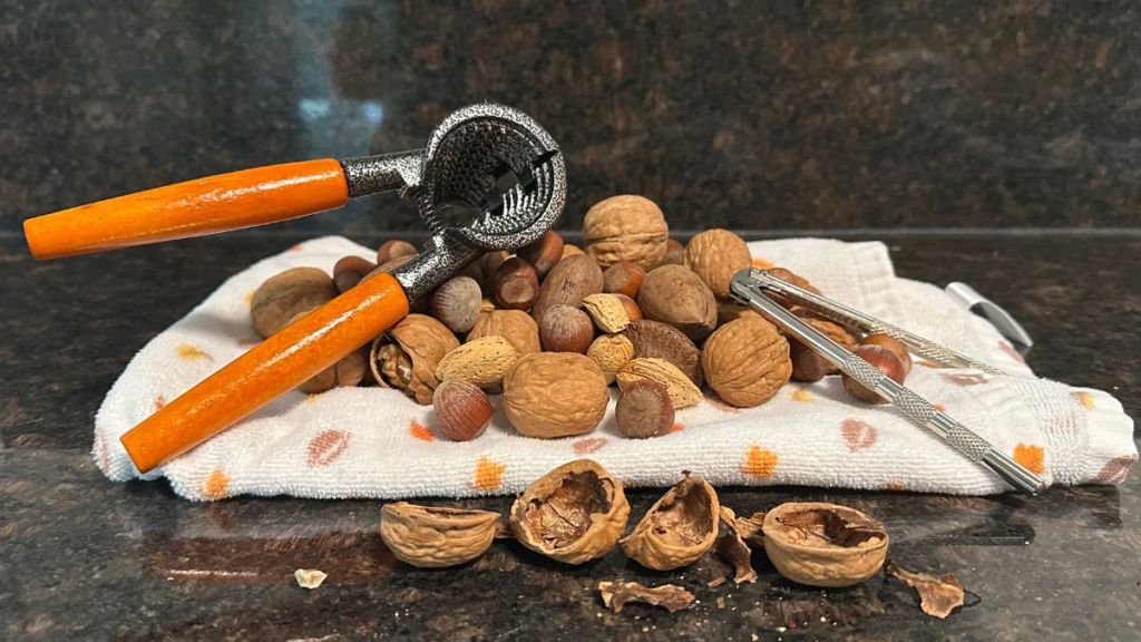 Best Nutcracker Tool for Pecans, Walnuts, and Acorns | TruePrepper